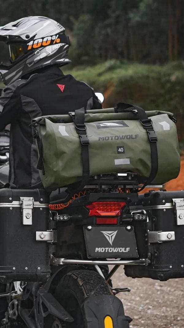MOTOWOLF Tail Bag for Motorbike (40 liter) - Camo - Gear Time